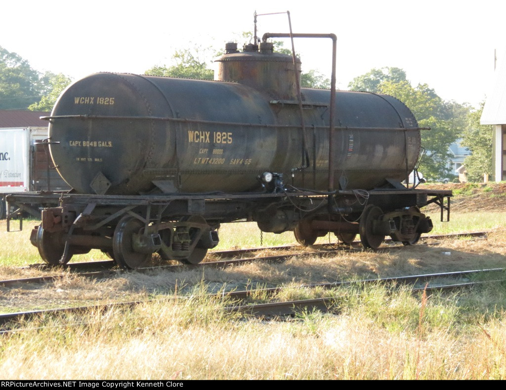 WCHX 1825 Ancient Tank Car